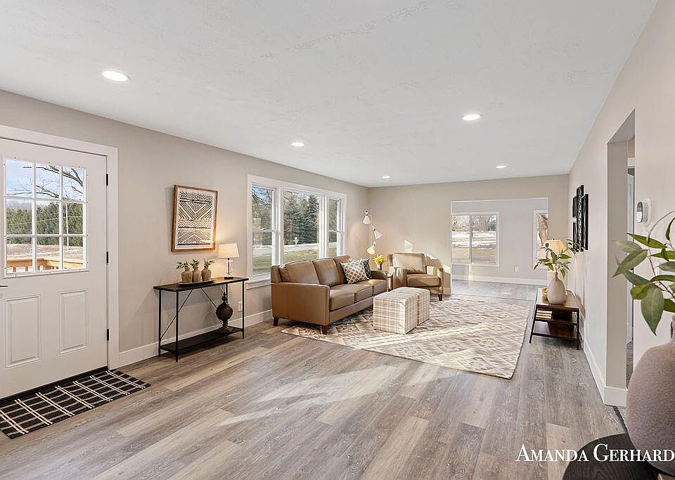 2841-16 Mile Rd NE, Cedar Springs, MI 49319 | Zillow