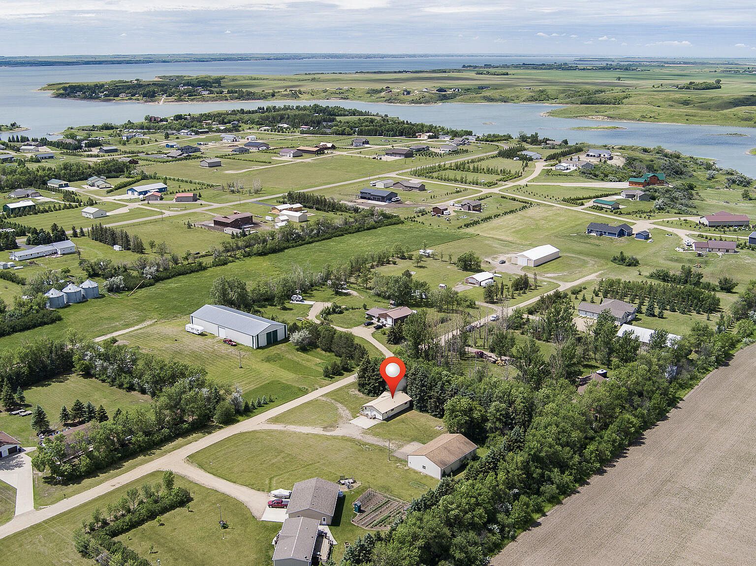 4107 14d St NW, Garrison, ND 58540 | Zillow