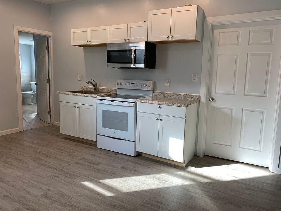 9 Cable Pl Floor 2, Pittsburgh, PA 15213 | Zillow