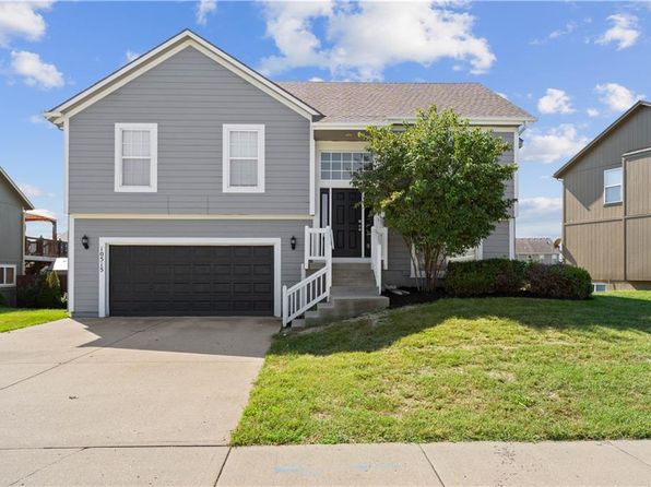 Piper Kansas City Real Estate - Piper Kansas City Homes For Sale | Zillow