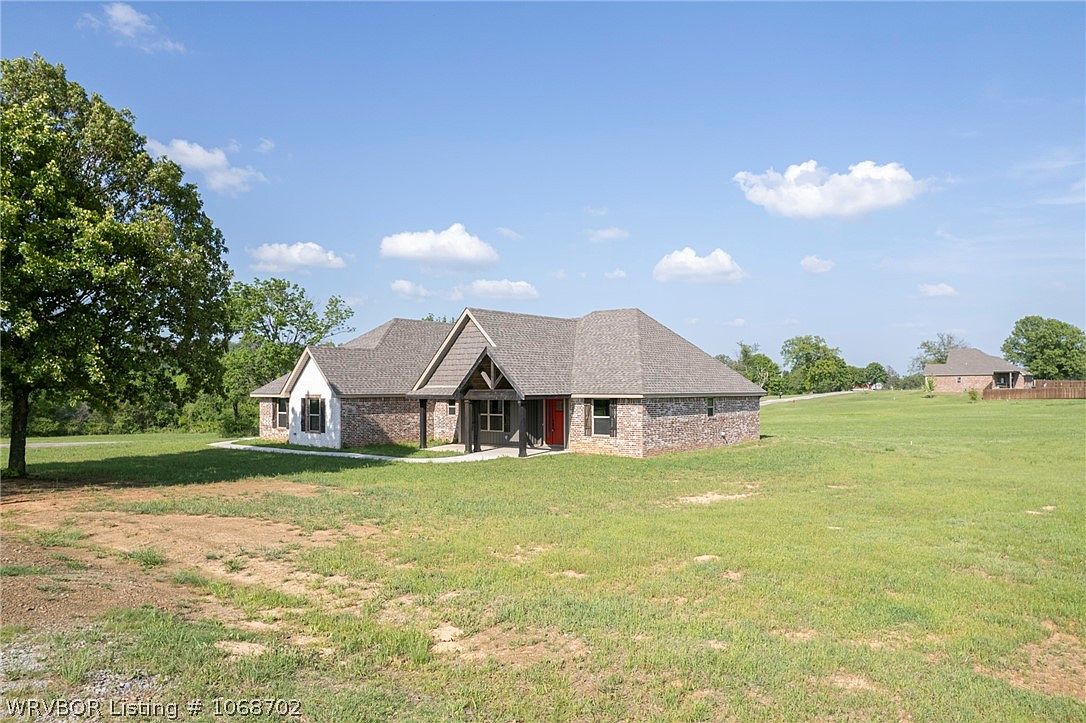 476646 E 1090th Loop, Roland, OK 74954 | Zillow