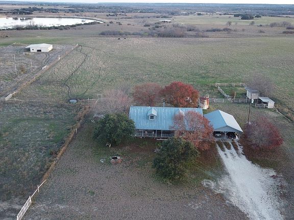 754 County Road 2376, Walnut Springs, TX 76690 | MLS #20497181 | Zillow