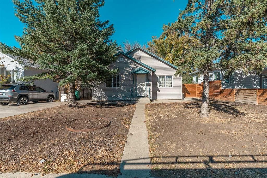 1217 9th Ave S, Lethbridge, AB T1J 1V3 | MLS #A2264065 | Zillow