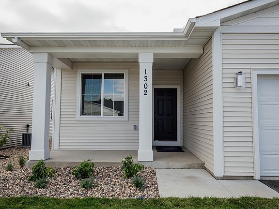 1302 Rose St, New Richmond, WI 54017 | MLS #6427404 | Zillow