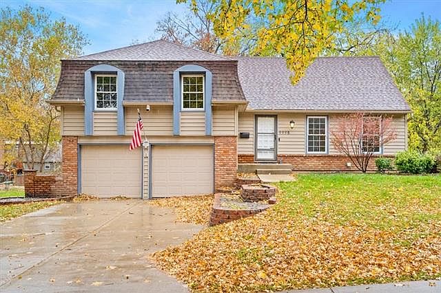 9998 Melrose Dr, Overland Park, KS 66214 | Zillow