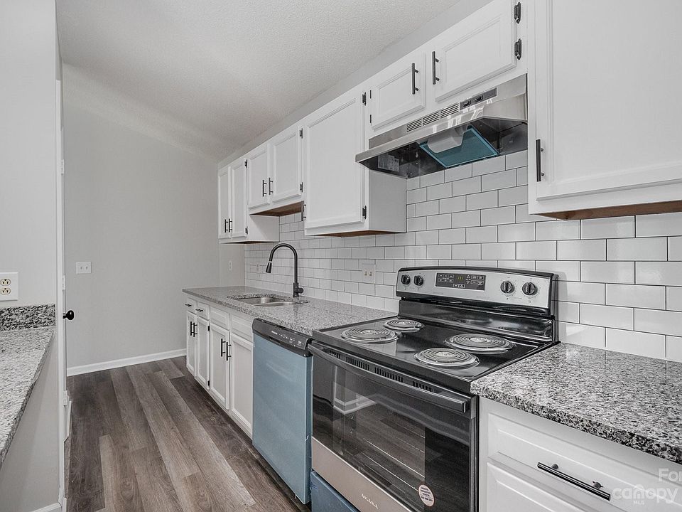 6143 Meadow Rose Ln #J, Charlotte, NC 28215 | Zillow