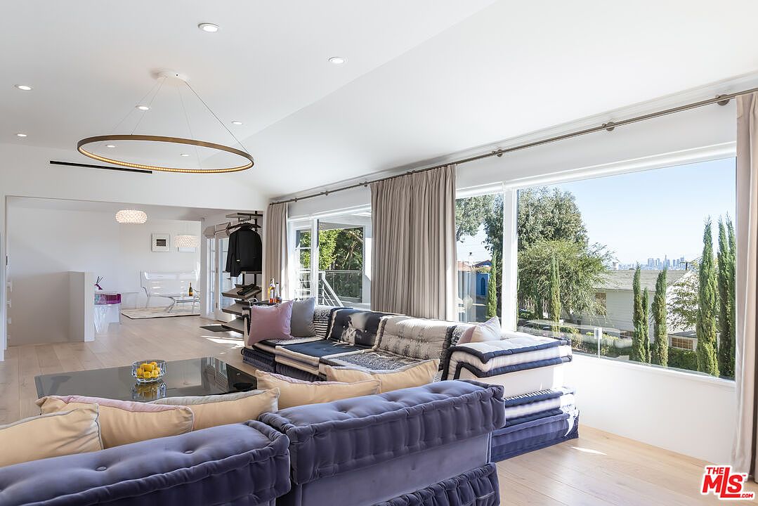 8501 Hedges Pl, Los Angeles, CA 90069 | MLS #23-334539 | Zillow