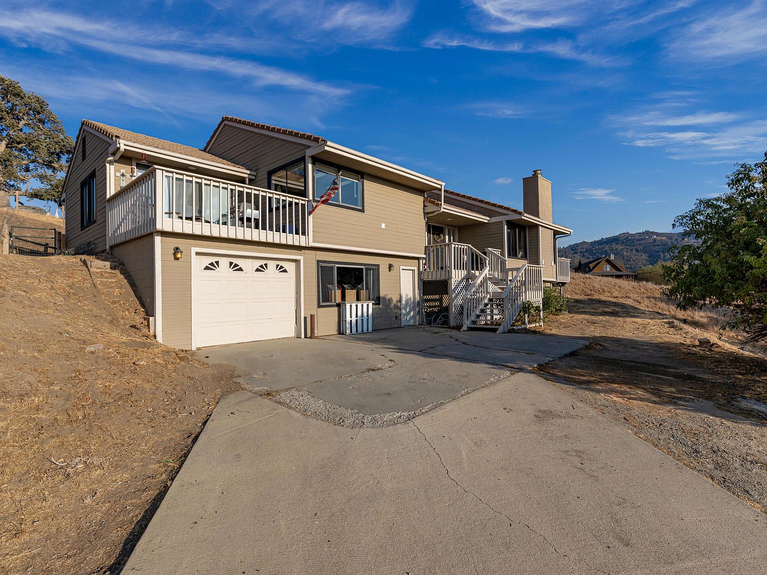 23580 Lakeview Dr, Tehachapi, CA 93561 | Zillow