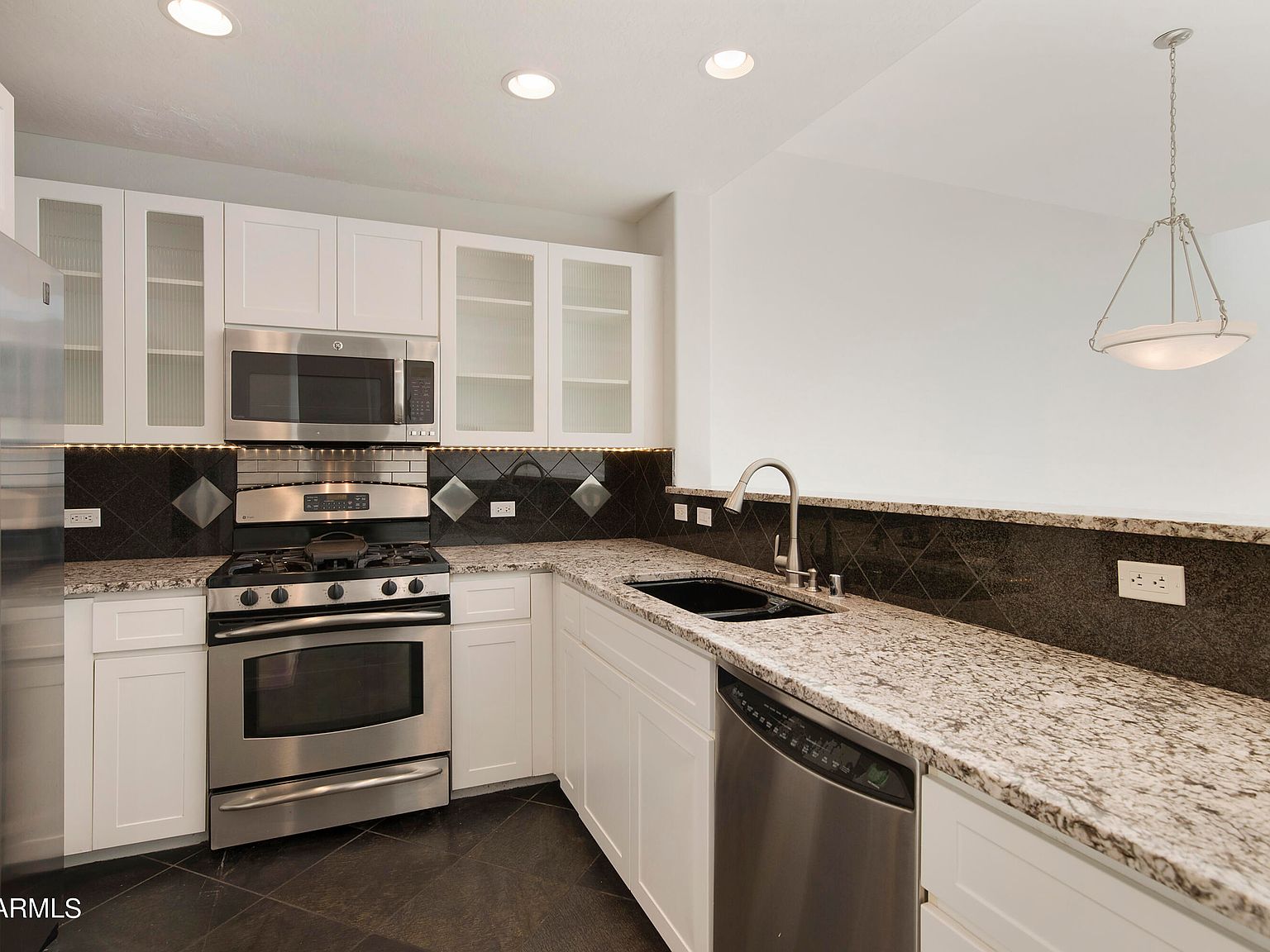 17 W Vernon Ave UNIT 605, Phoenix, AZ 85003 | MLS #6647926 | Zillow