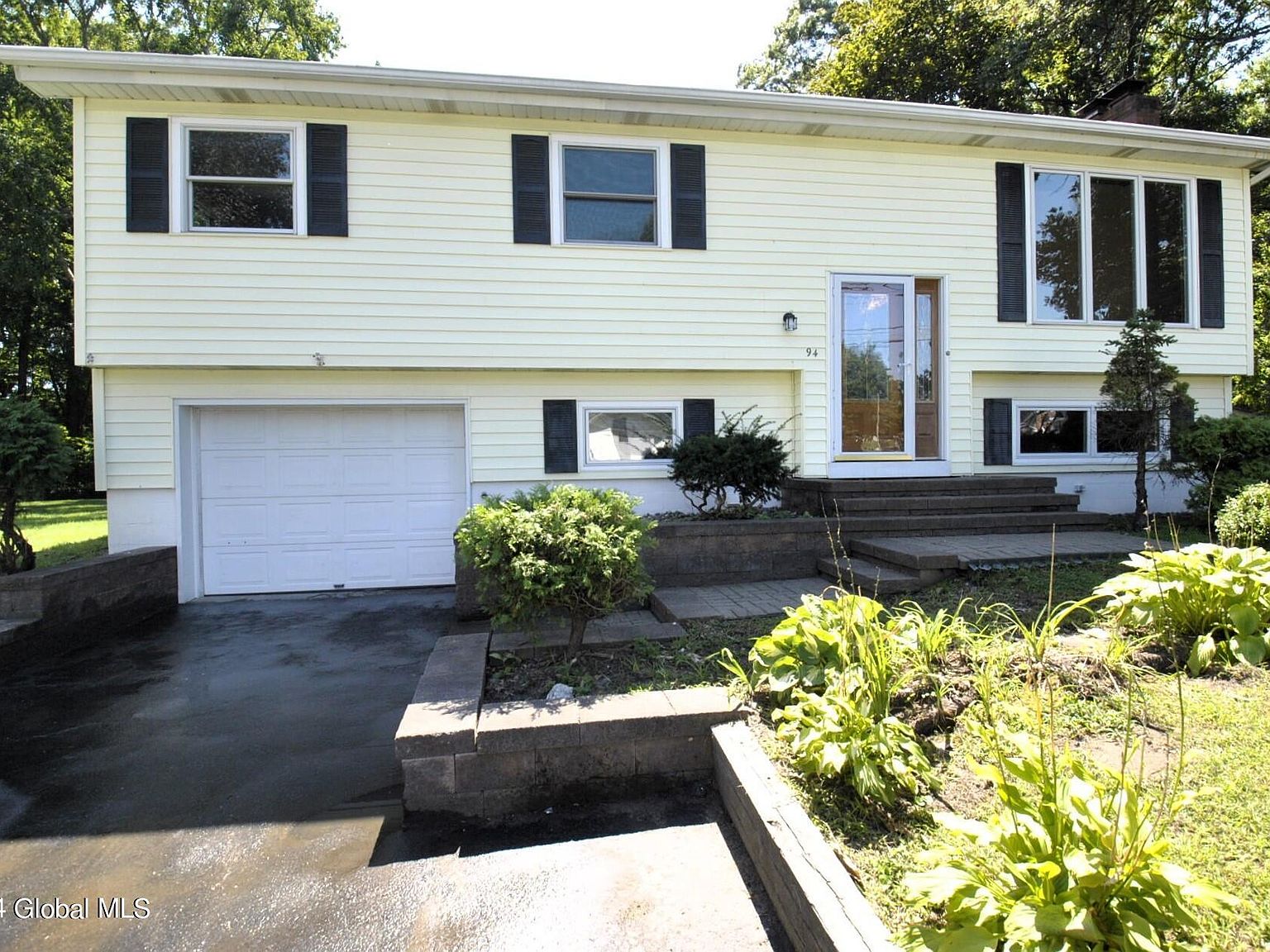 94 Rapple Drive, Albany, NY 12205 | Zillow