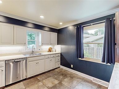 1898 Beham Dr, Mayfield Heights, OH 44124 | Zillow