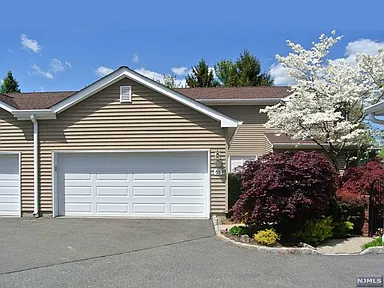 APPLE RIDGE - 55 Fisher Rd Mahwah NJ | Zillow