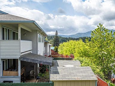 40 SW Wasco St, Cascade Locks, OR 97014 | Zillow