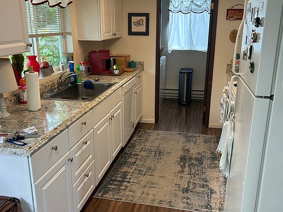 629 E Dewberry Ave #B, Omak, WA 98841 | Zillow