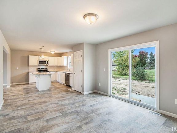 6825 Jacktown Dr, South Bend, IN 46614 | MLS #202423039 | Zillow