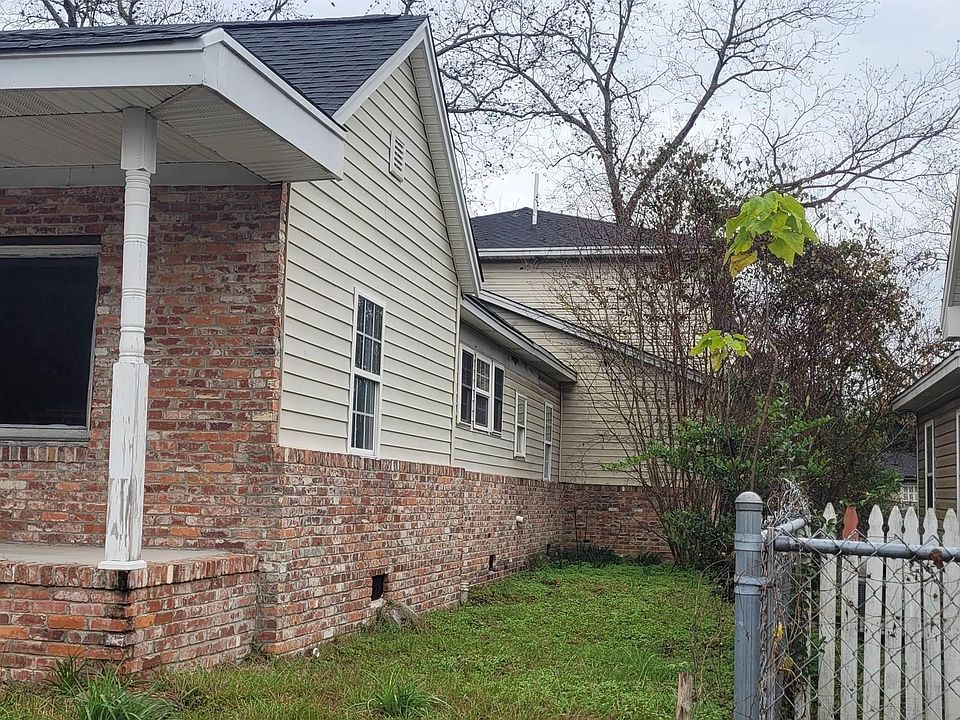 982 Glover St, Orangeburg, SC 29115 | MLS #553760 | Zillow