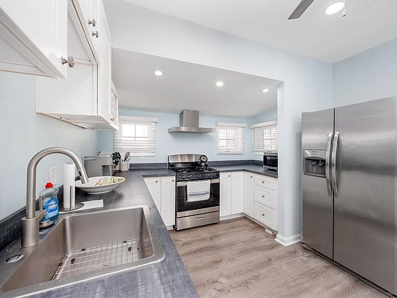123 Pennsylvania Ave, Somers Point, NJ 08244 | Zillow