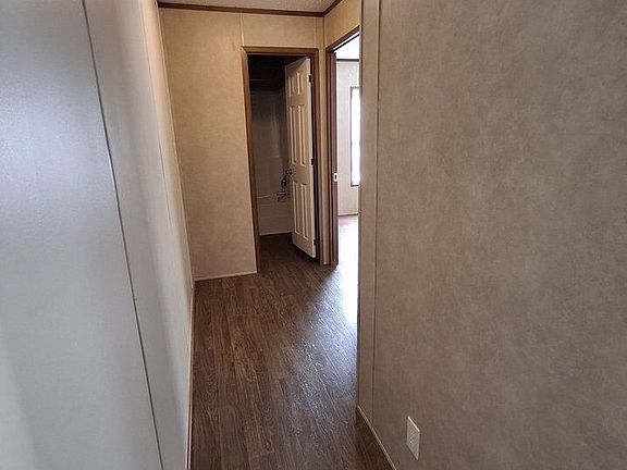 2431 Gena Ann Ln #GEN2431, Flint, MI 48504 | Zillow