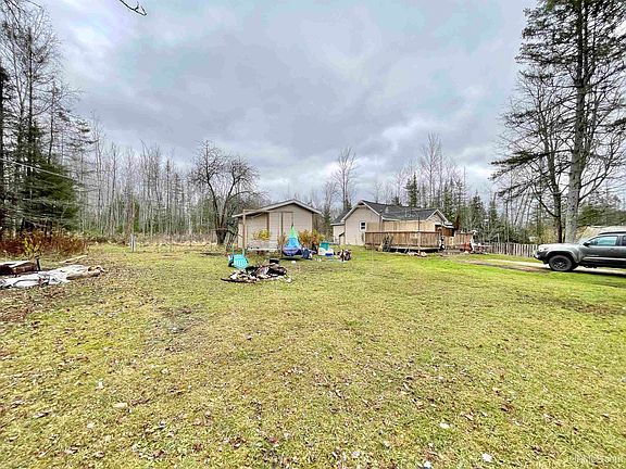 2804 W Maple Ridge 37th Rd, Rock, MI 49880 | MLS #50161024 | Zillow