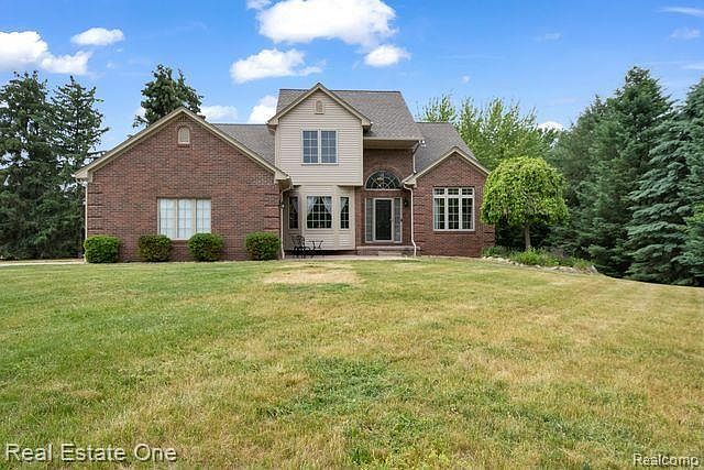 21145 Armada Ridge Rd, Armada, MI 48005 | MLS #20240020178 | Zillow