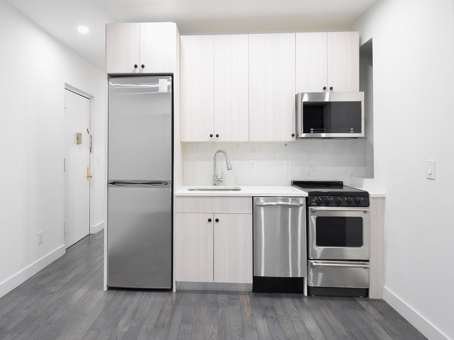 2085 Lexington Ave APT 4E, New York, NY 10035 | Zillow