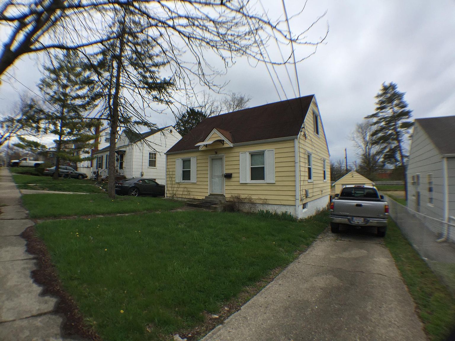 5229 Charloe St, Cincinnati, OH 45227 | Zillow