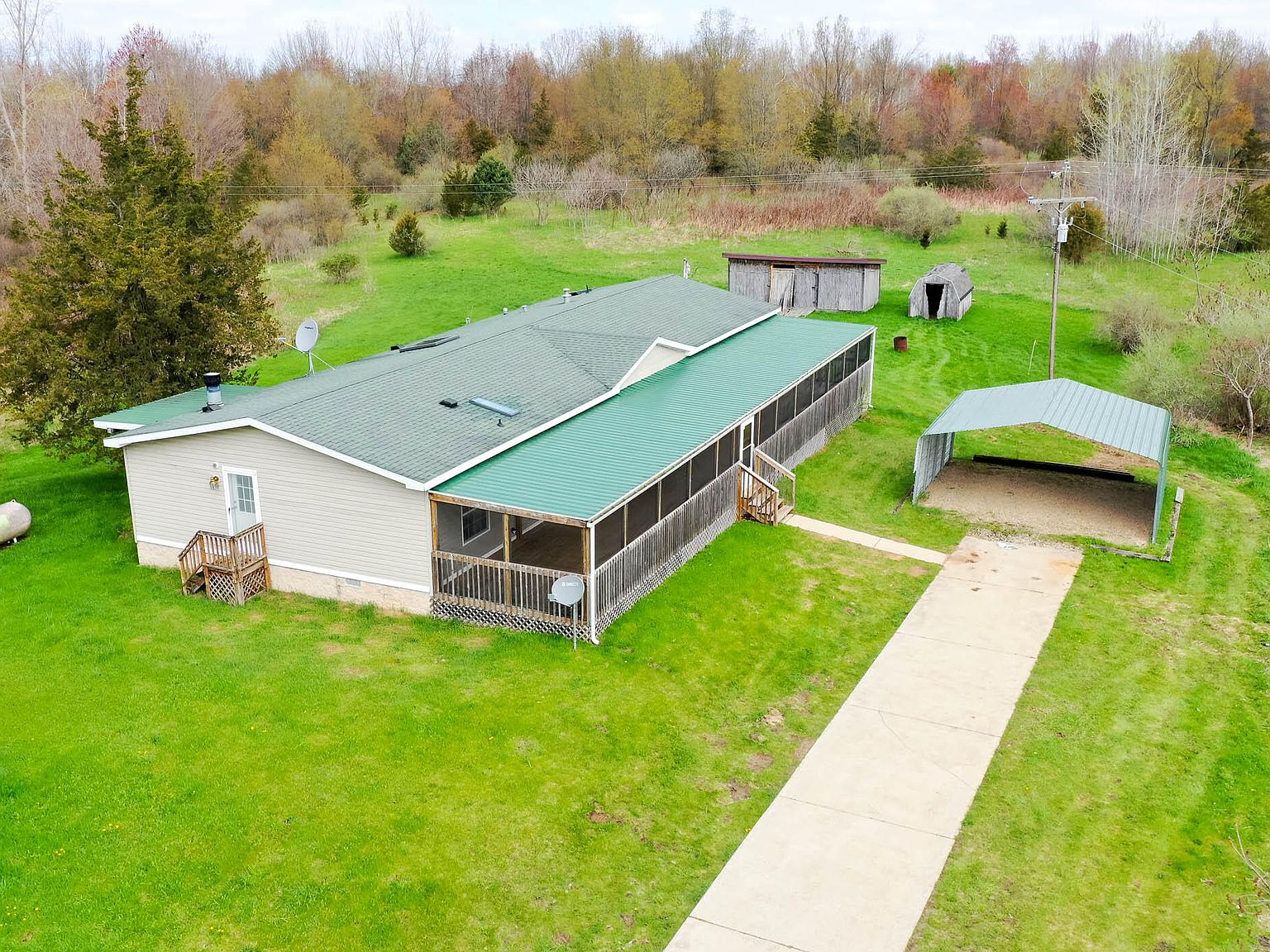 5871 102nd Ave, Grand Junction, MI 49056 | Zillow