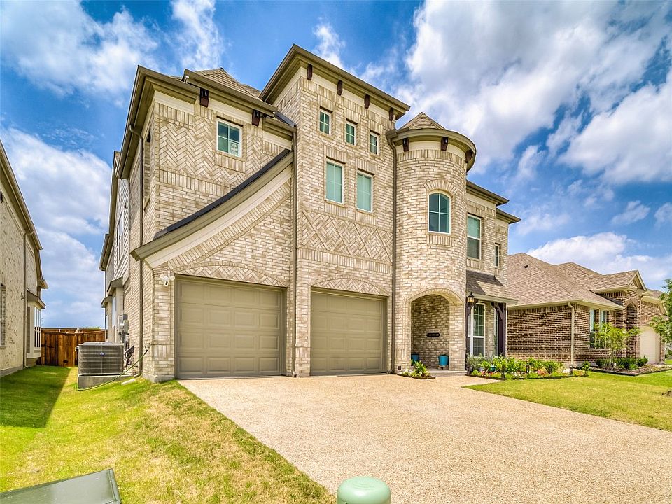 1108 Silverthorn Trl, Justin, TX 76247 | MLS #20376184 | Zillow