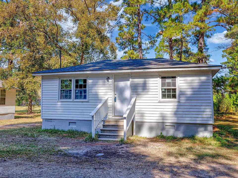 3055 Chestnut St, Loris, SC 29569 | Zillow
