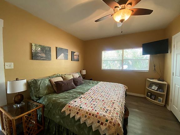 220 SE 2nd St, Trenton, FL 32693 | MLS #786122 | Zillow