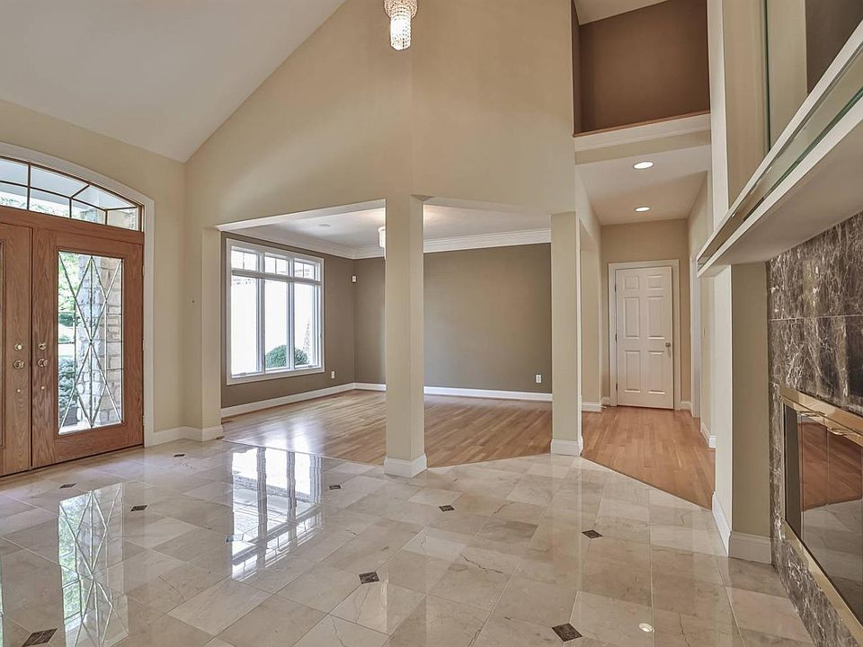 8650 Lesourdsville West Chester Rd, West Chester, OH 45069 | Zillow 8650 Lesourdsville West Chester Rd, West Chester, OH 45069 | Zillow