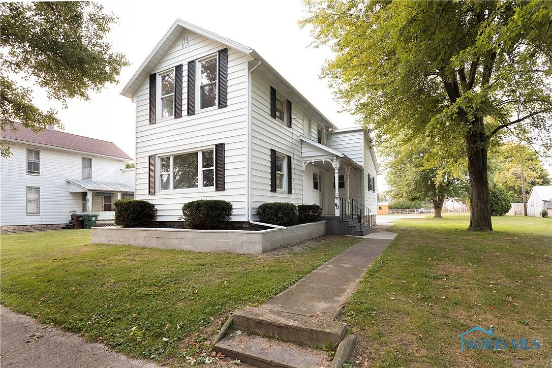 60 W Davis St, Tiffin, OH 44883 | Zillow