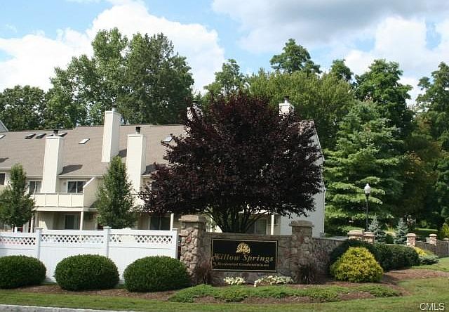 260 Willow Spgs New Milford Ct 06776 Zillow
