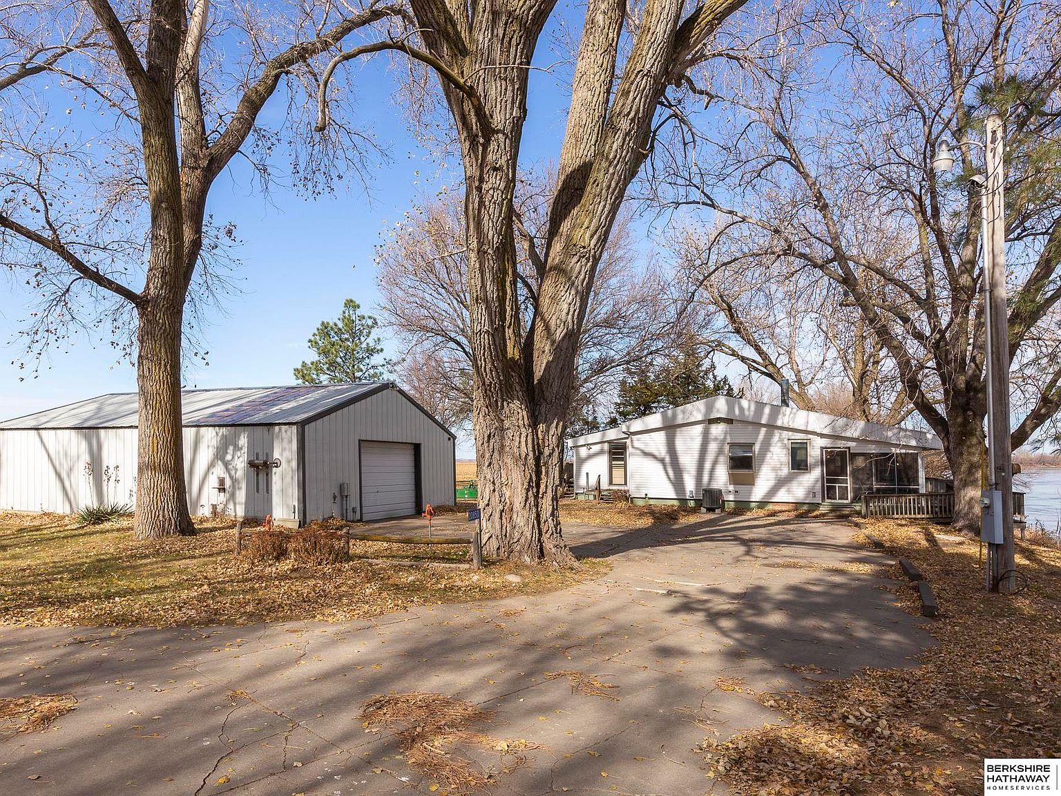20850 Chippewa Cree Ln, Herman, NE 68029 | MLS #22505949 | Zillow