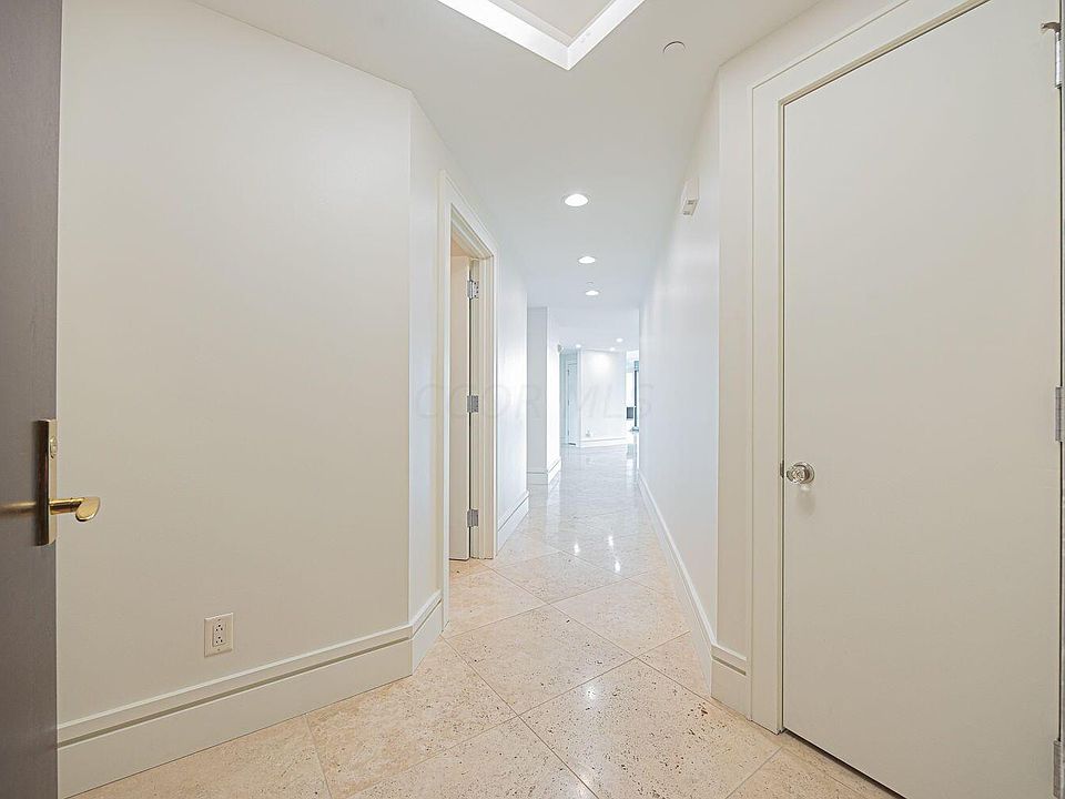 1 Miranova Pl Columbus OH | Zillow