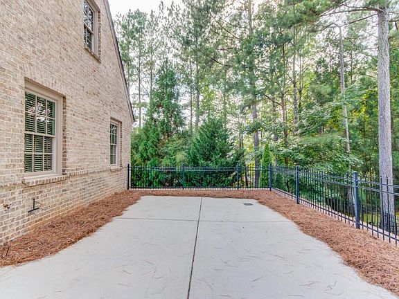 898 Middle Fork Trl, Suwanee, GA 30024 | MLS #7277323 | Zillow