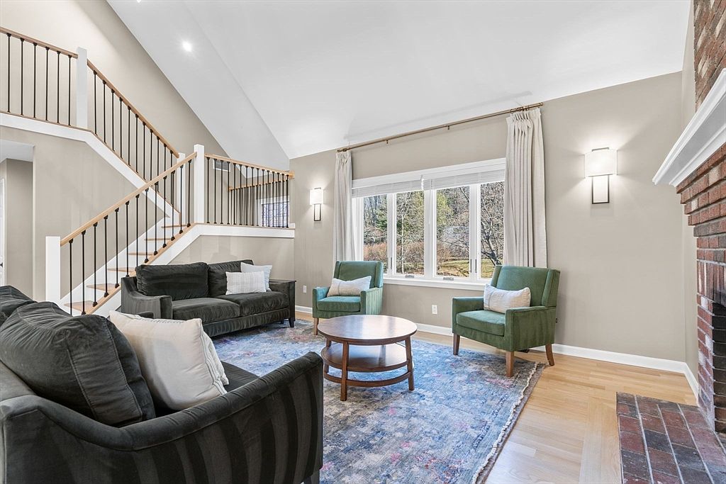 16 Greany Dr, North Grafton, MA 01536 | Zillow