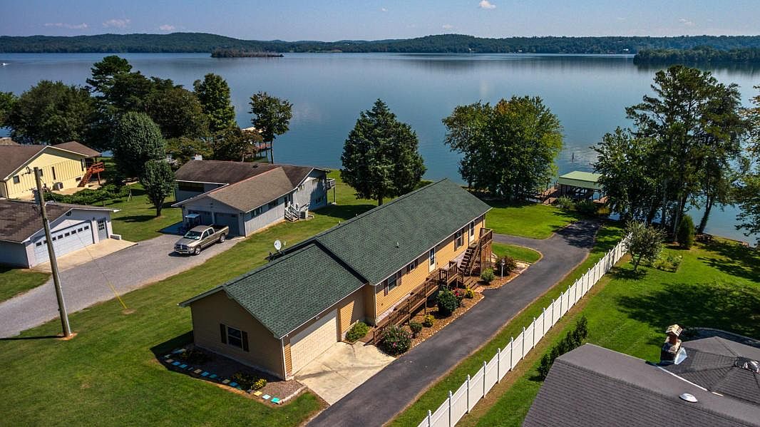 330 Lake Forest Ln, Spring City, TN 37381 | Zillow