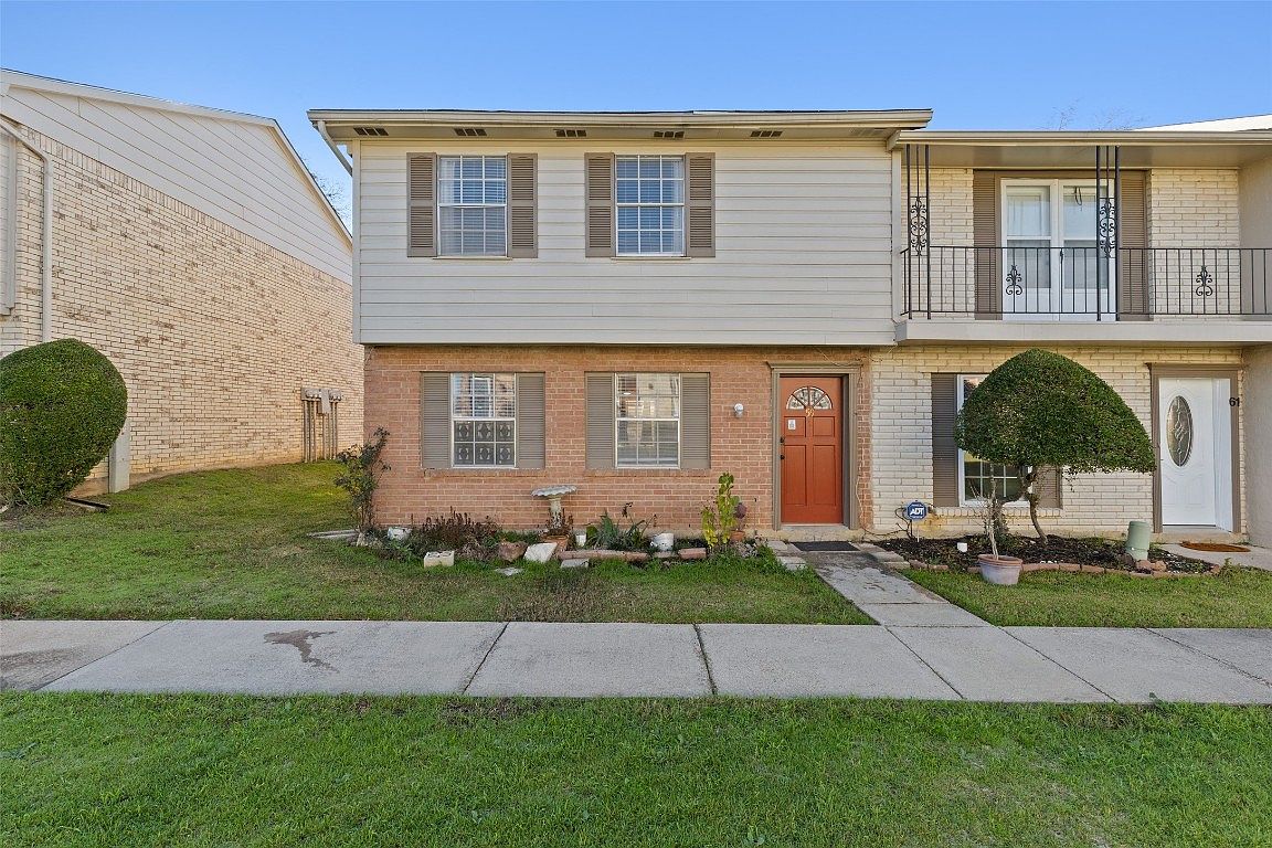 59 W Townhouse Ln #17, Grand Prairie, TX 75052 | MLS #20498264 | Zillow