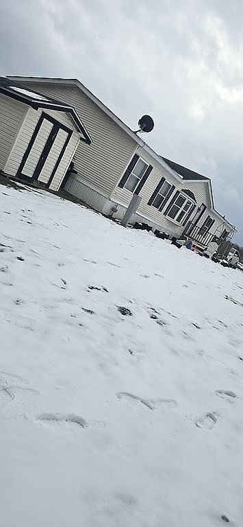 6749 Bonesteel Dr, Columbus, IN 47201 | Zillow