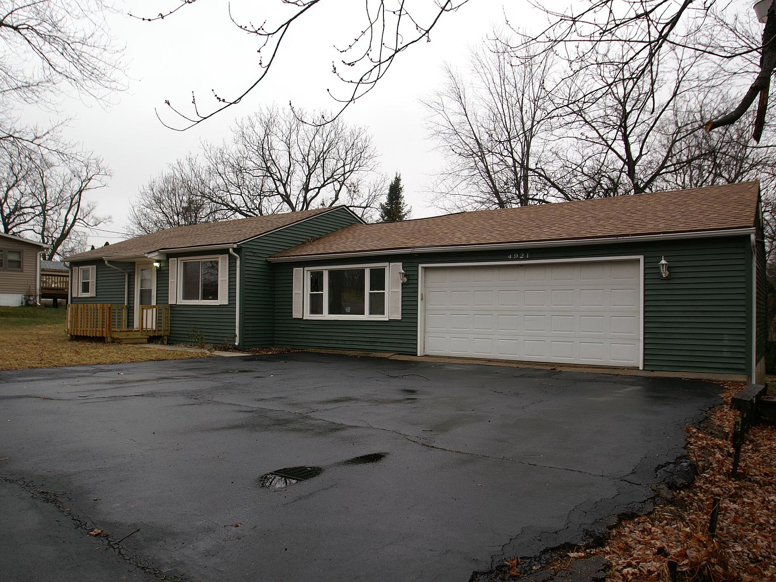 4921 Lincliff Dr, Rockford, IL 61109 | Zillow