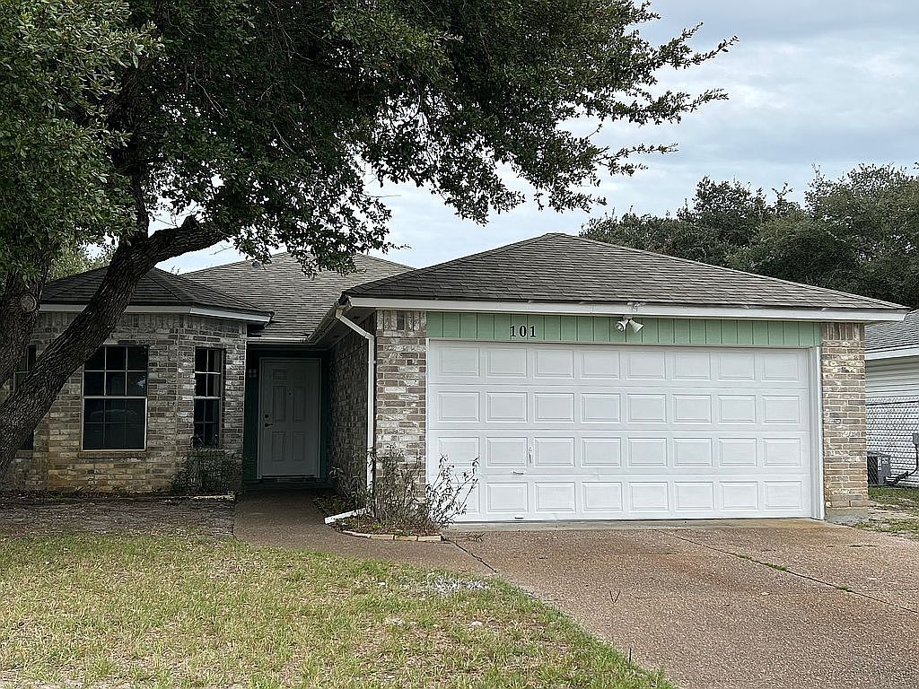 101 Saunders Ln, Aransas Pass, TX 78336 | Zillow