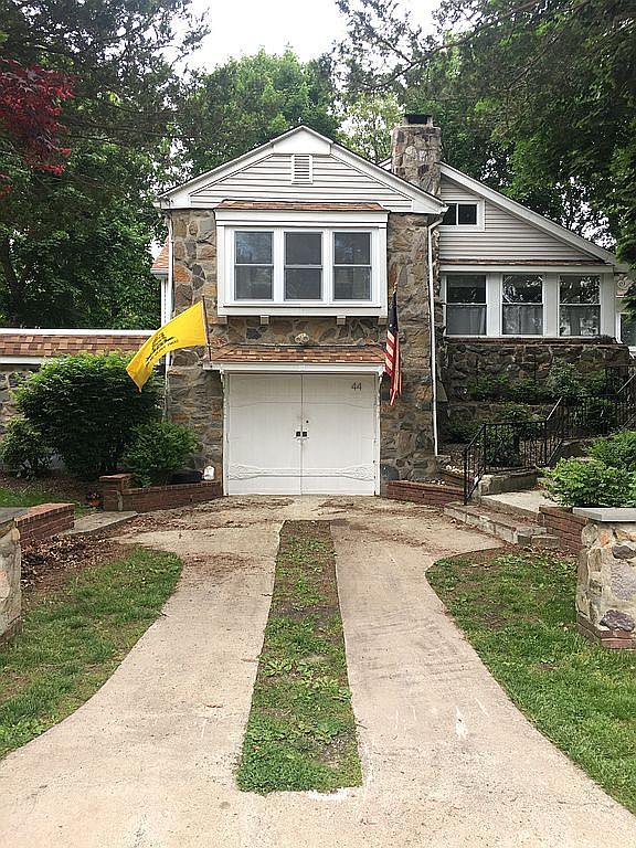 44 Herod Point Rd, Wading River, NY 11792 | Zillow