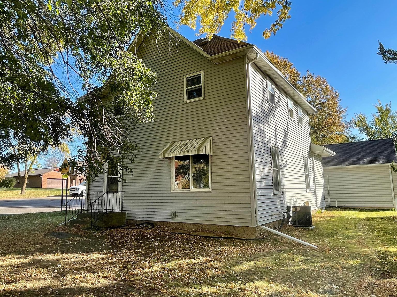 308 3rd St, Lucan, MN 56255 | Zillow