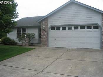 2384 Sony Loop, Eugene, OR 97404 | Zillow