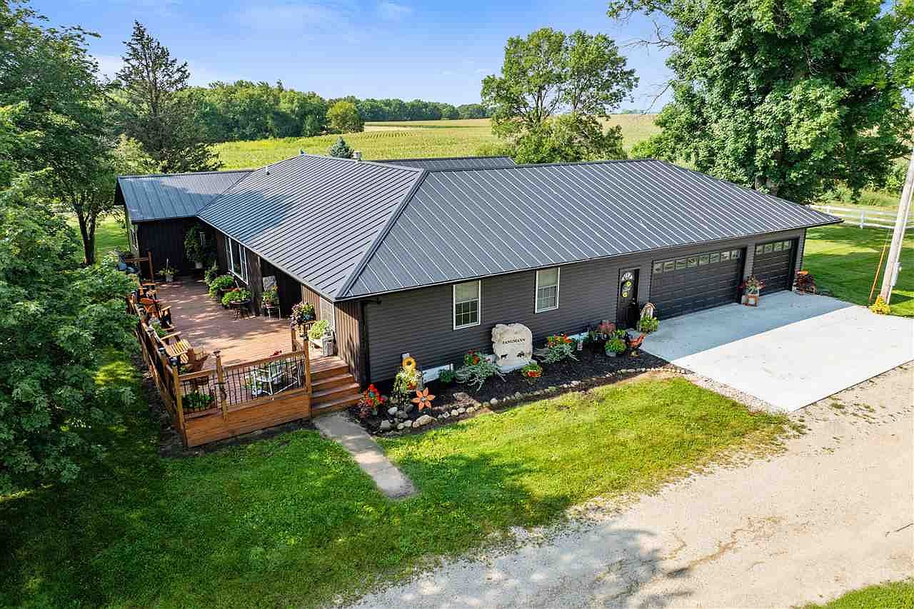 3063 Quasqueton Ave, Rowley, IA 52329 | Zillow