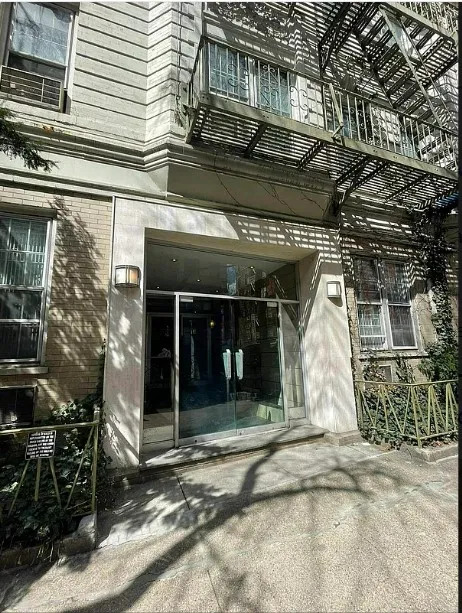 55 Perry Street #3B in West Village, Manhattan | StreetEasy