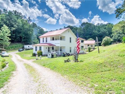 26 Peppermint Ln, Myra, WV 25544 | Zillow