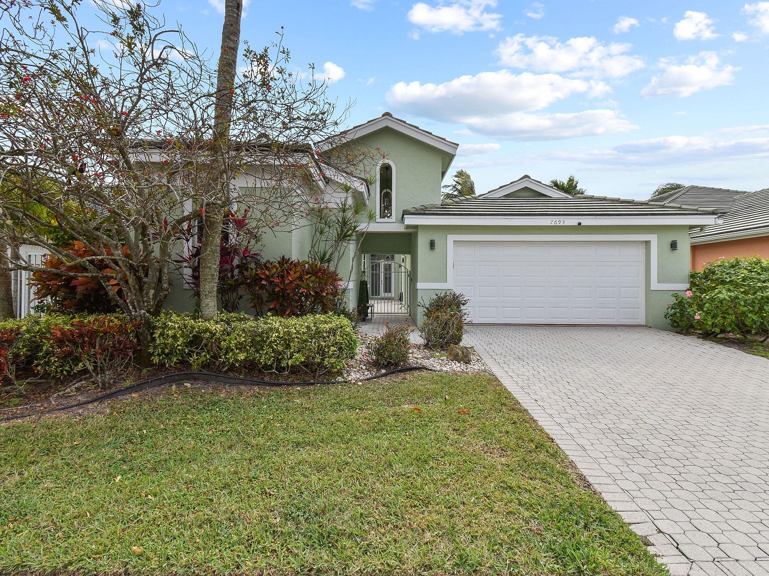 7693 Rockford Rd, Boynton Beach, FL 33472 | Zillow