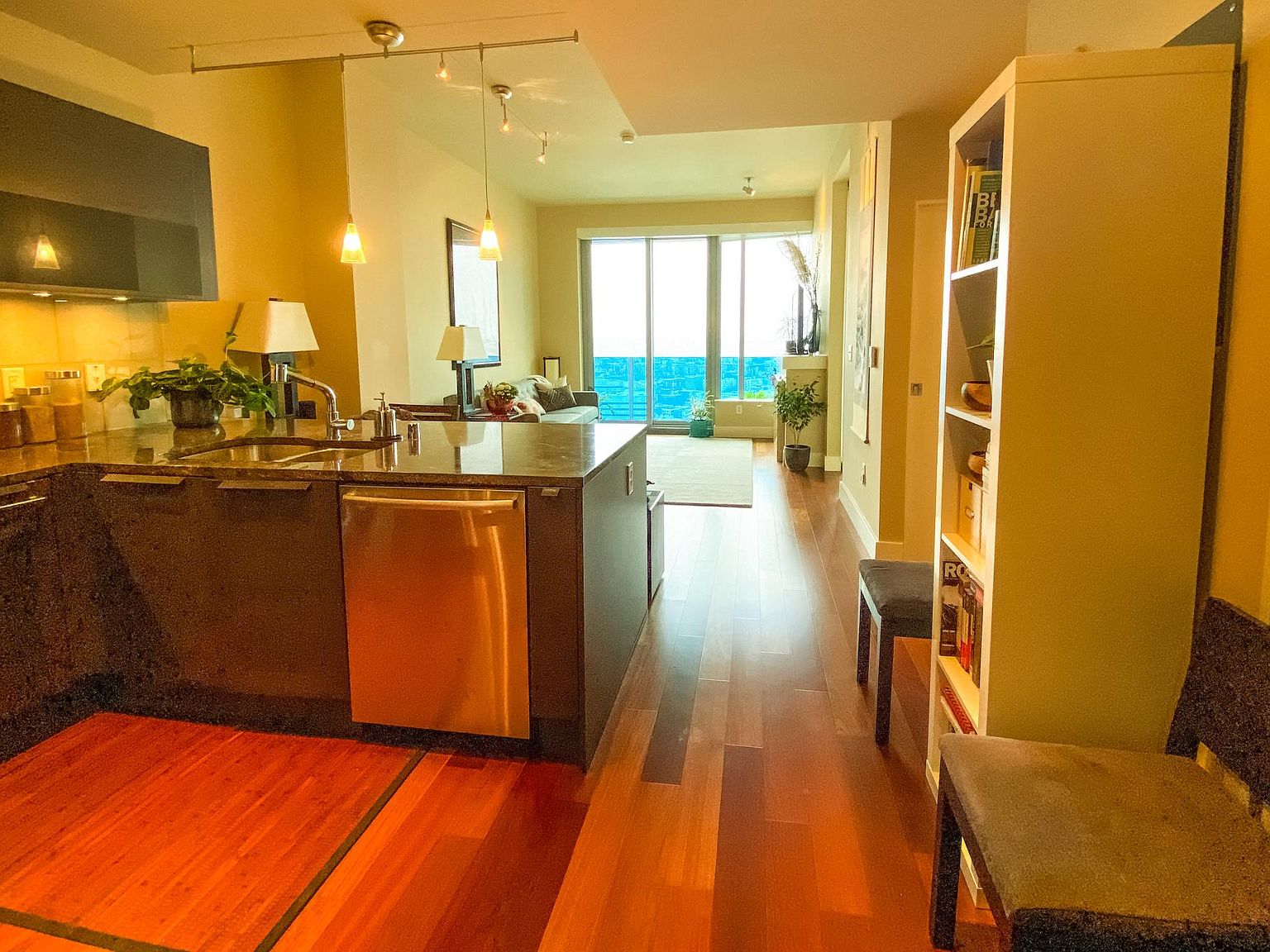 737 Olive Way APT 3604, Seattle, WA 98101 | Zillow